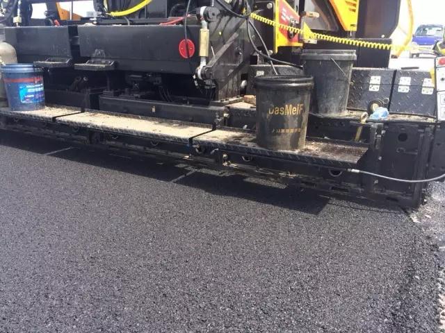 SANY paver, the optimum choice for tundra road construction