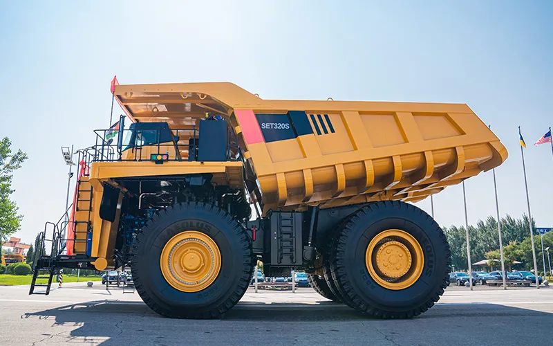 SANY Presenta su Primer Camión Minero Todoterreno de 300 Toneladas